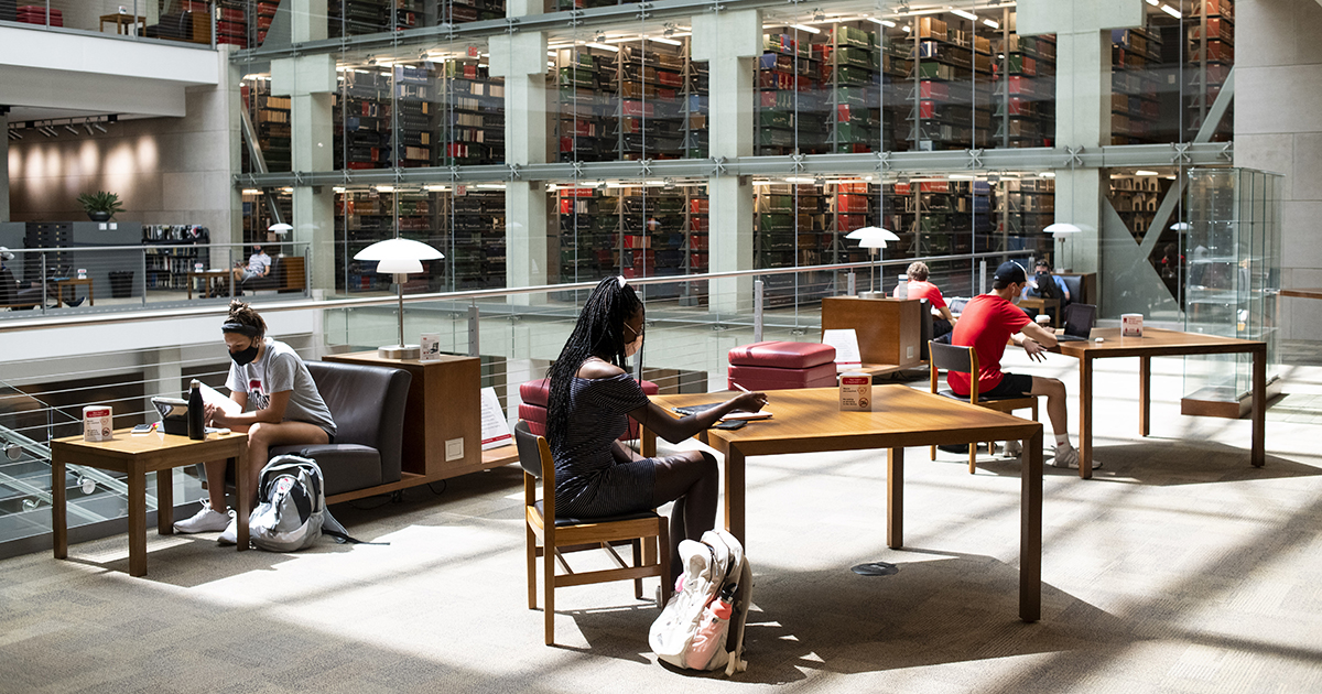 International Students & Graduates in the U.S.: 5 Things to Know - Fwd.us